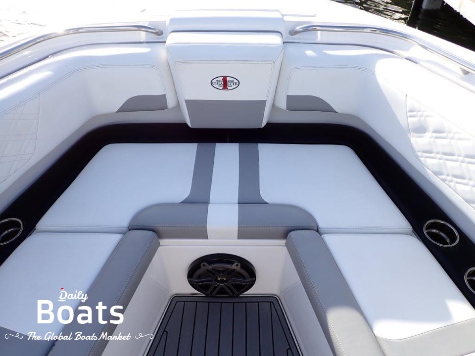 2018 Cigarette 42 Huntress for sale. View price, photos and Buy 2018 ...