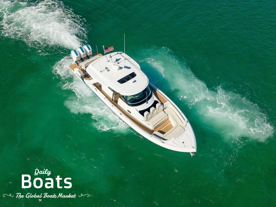 2022 Tiara Yachts 48 Luxury Sport на продажу. Посмотреть цену ...