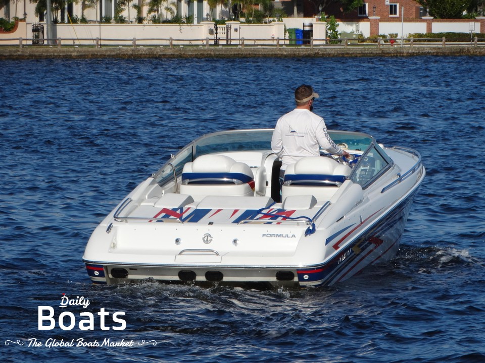 2005 Formula Fastech 292 for sale. View price, photos and Buy 2005 ...