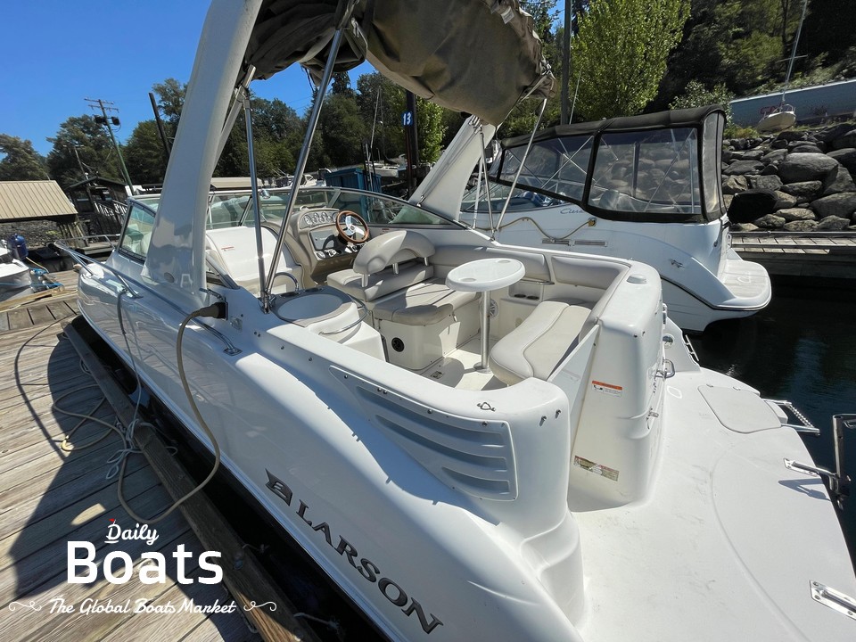 2007 Larson Cabrio 274 for sale. View price, photos and Buy 2007 Larson ...