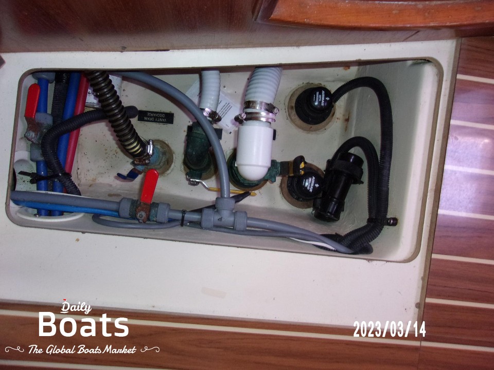 2006 Hunter Center Cockpit for sale. View price, photos and Buy 2006 ...