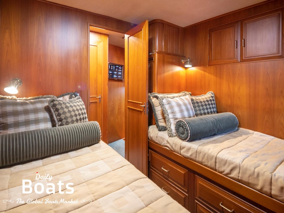 1987 Ocean Alexander 56 Motor Yacht for sale. View price, photos and ...