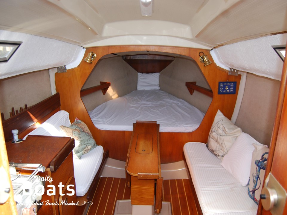 1985 Beneteau First 24 for sale. View price, photos and Buy 1985 ...