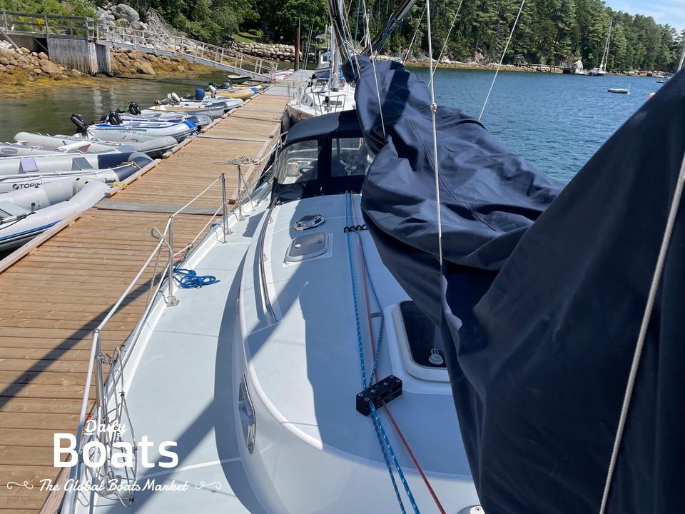 1995 Hinterhoeller Nonsuch 324 for sale. View price, photos and Buy ...