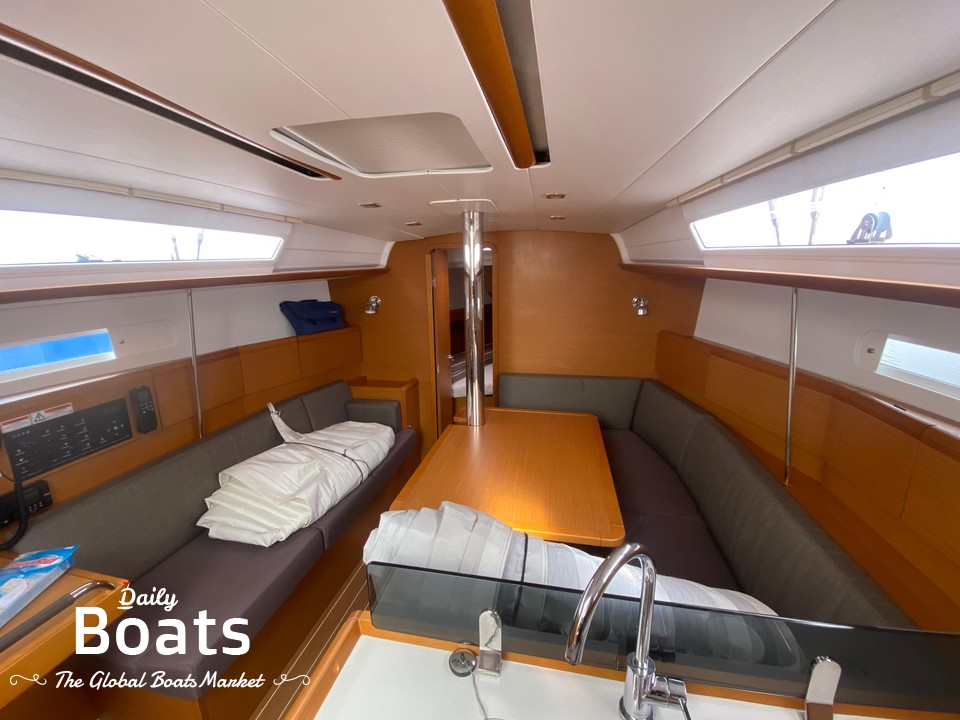 2013 Jeanneau 379 for sale. View price, photos and Buy 2013 Jeanneau ...