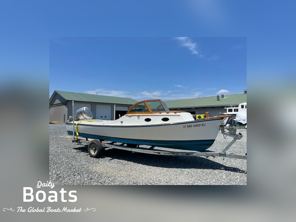 1999 Mathews Brothers 22 Classic Bay Cruiser Ob for sale. View price ...
