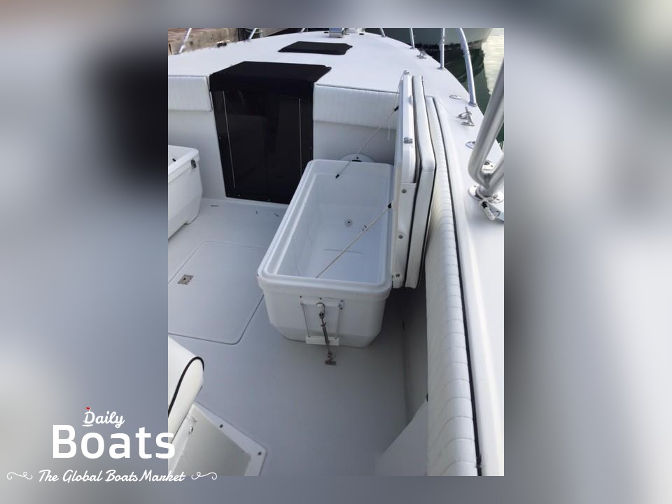 2001 Avanti 33 Center Console for sale. View price, photos and Buy 2001 ...