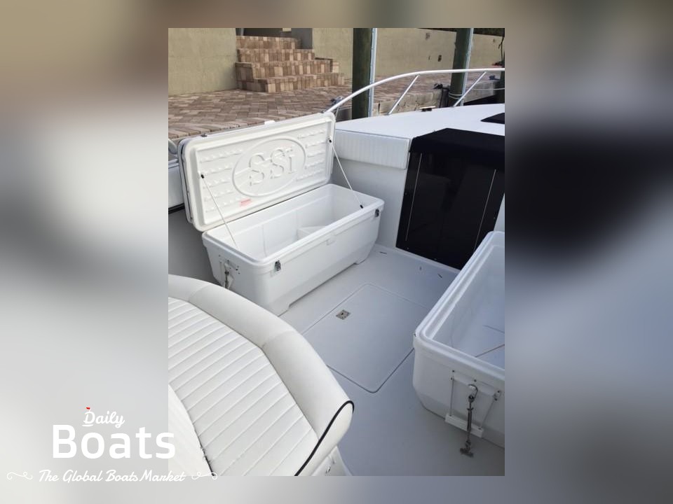 2001 Avanti 33 Center Console for sale. View price, photos and Buy 2001 ...