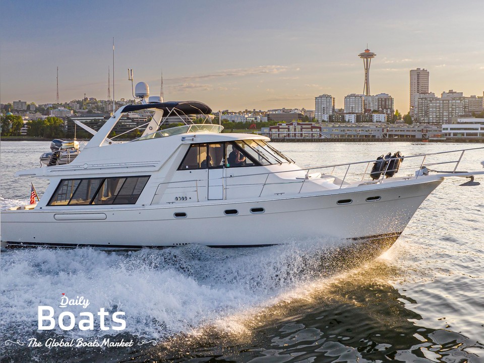 1998 Bayliner 4788 Pilot House Motoryacht for sale. View price, photos ...