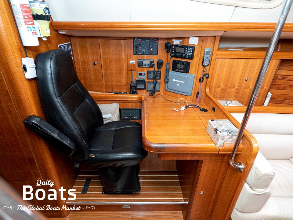 2007 Hunter 45 Center Cockpit for sale. View price, photos and Buy 2007 ...