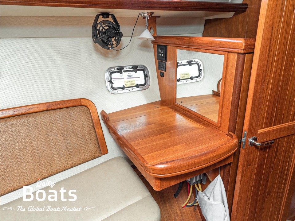 2007 Hunter 45 Center Cockpit for sale. View price, photos and Buy 2007 ...