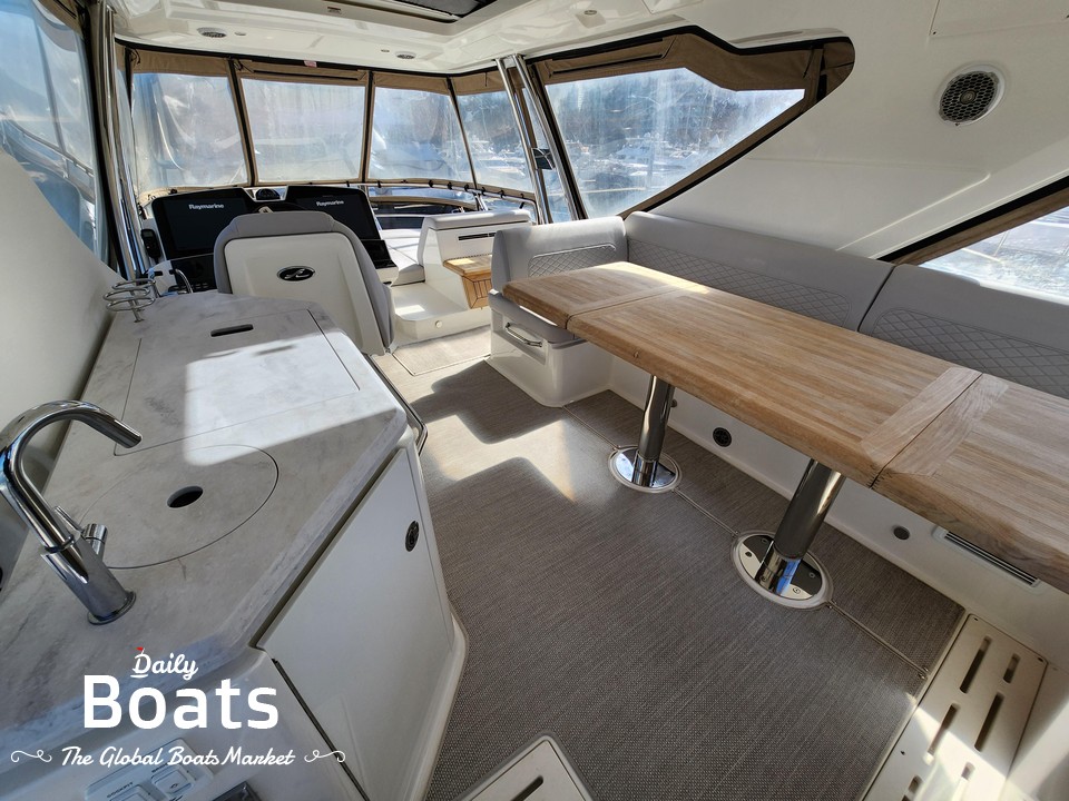 2018 Sea Ray L550 Fly for sale. View price, photos and Buy 2018 Sea Ray ...