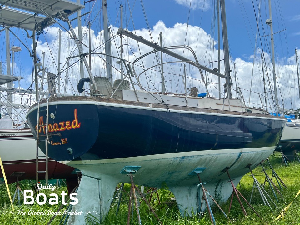 1974 Gulfstar 41 Center Cockpit Sloop for sale. View price, photos and ...