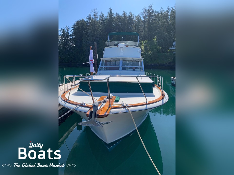 1969 Chris-Craft 38 Commander Flybridge for sale. View price, photos ...