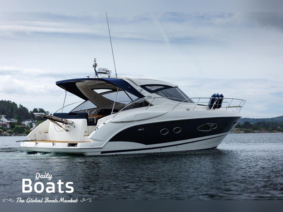 2011 Azimut Atlantis 40 for sale. View price, photos and Buy 2011 ...