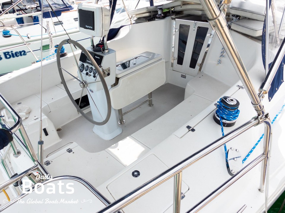 2004 Catalina 350 Mkii for sale. View price, photos and Buy 2004 ...