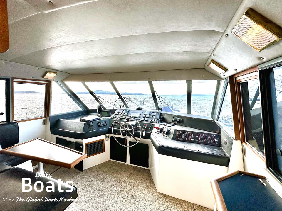 1987 Bayliner 4550. 4588 Motoryacht for sale. View price, photos and ...