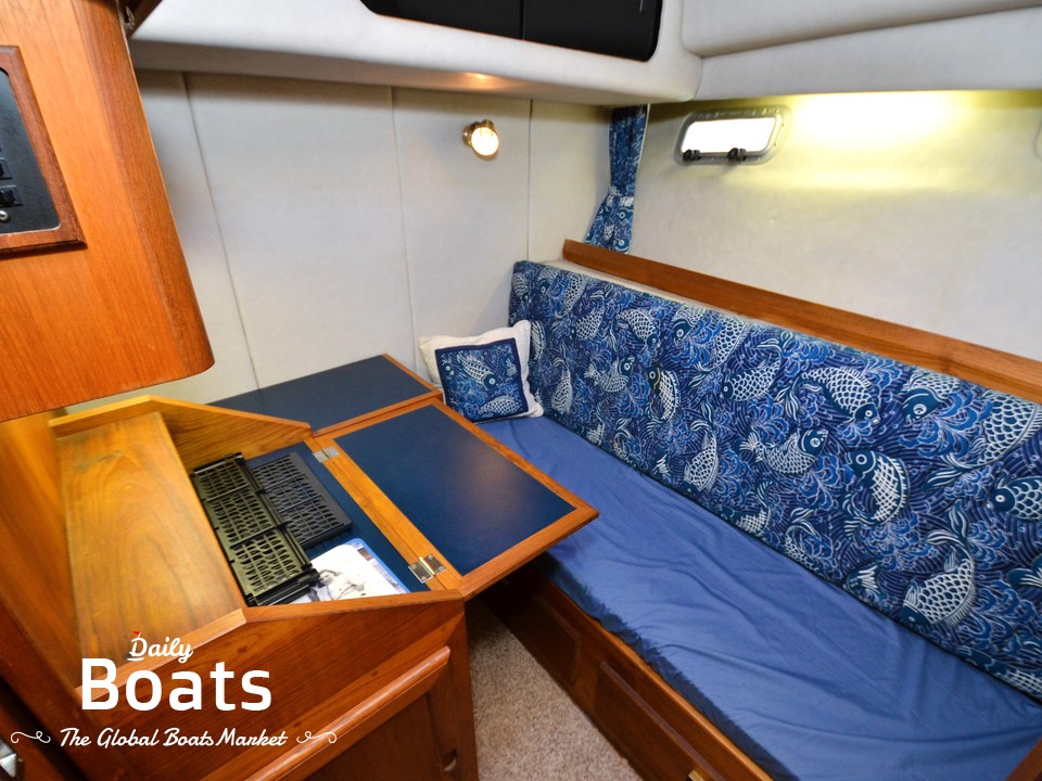 1987 Bayliner 4550. 4588 Motoryacht for sale. View price, photos and ...