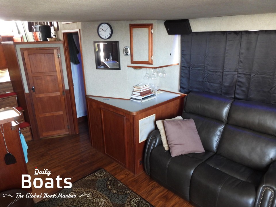 1991 Harbor Master 520 Coastal for sale. View price, photos and Buy ...