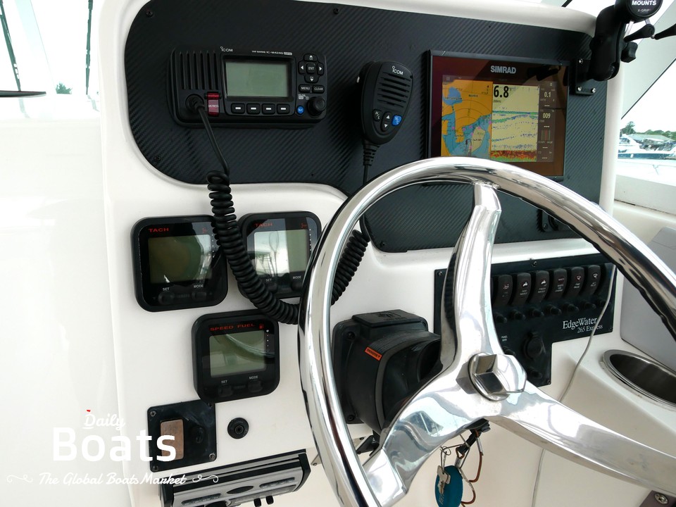 2008 Edgewater 265 Express for sale. View price, photos and Buy 2008 ...