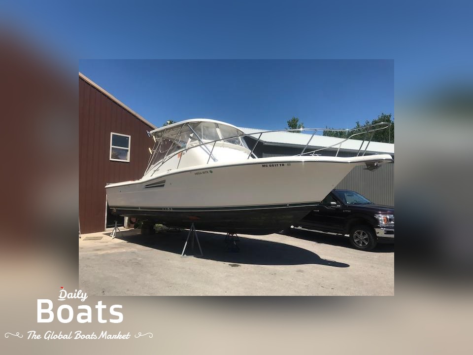 2002 Pursuit 3000 Offshore Express for sale. View price, photos and Buy ...