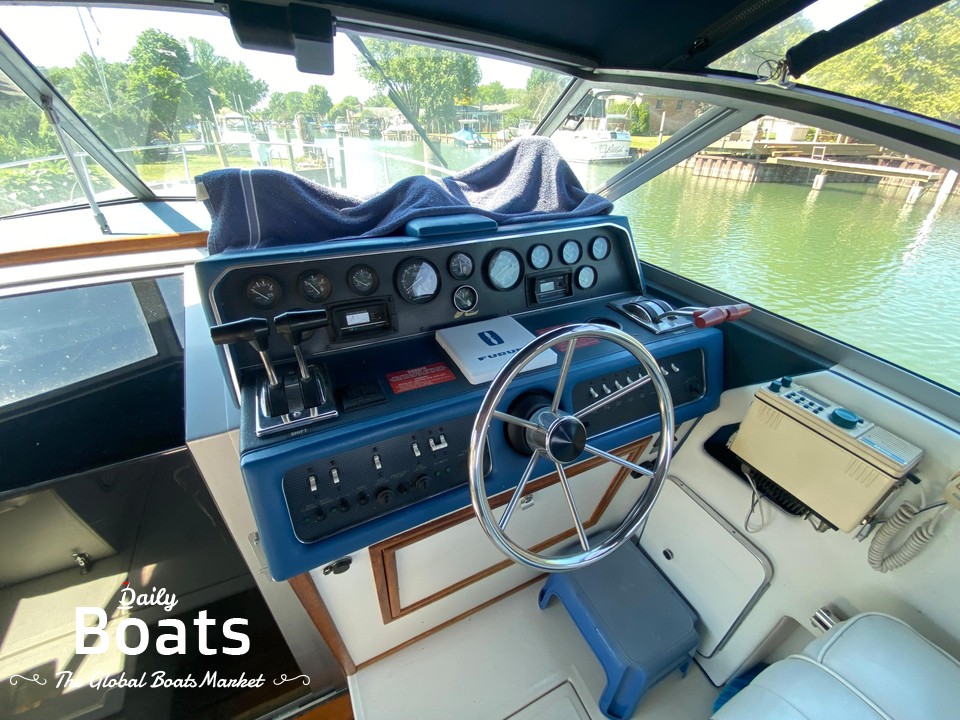 1989 Sea Ray 300 Weekender for sale. View price, photos and Buy 1989 ...
