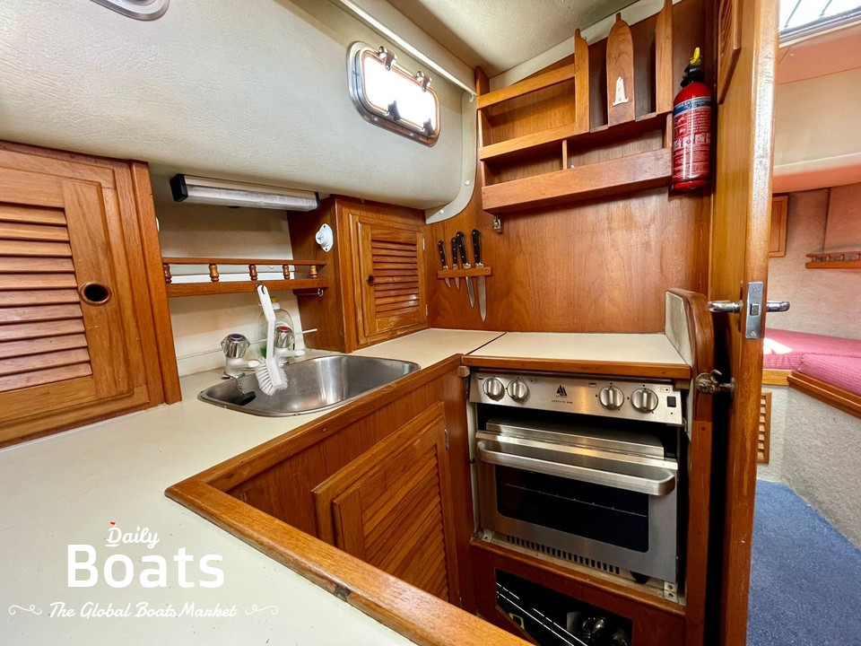 1989 Channel Island 32 for sale. View price, photos and Buy 1989 ...