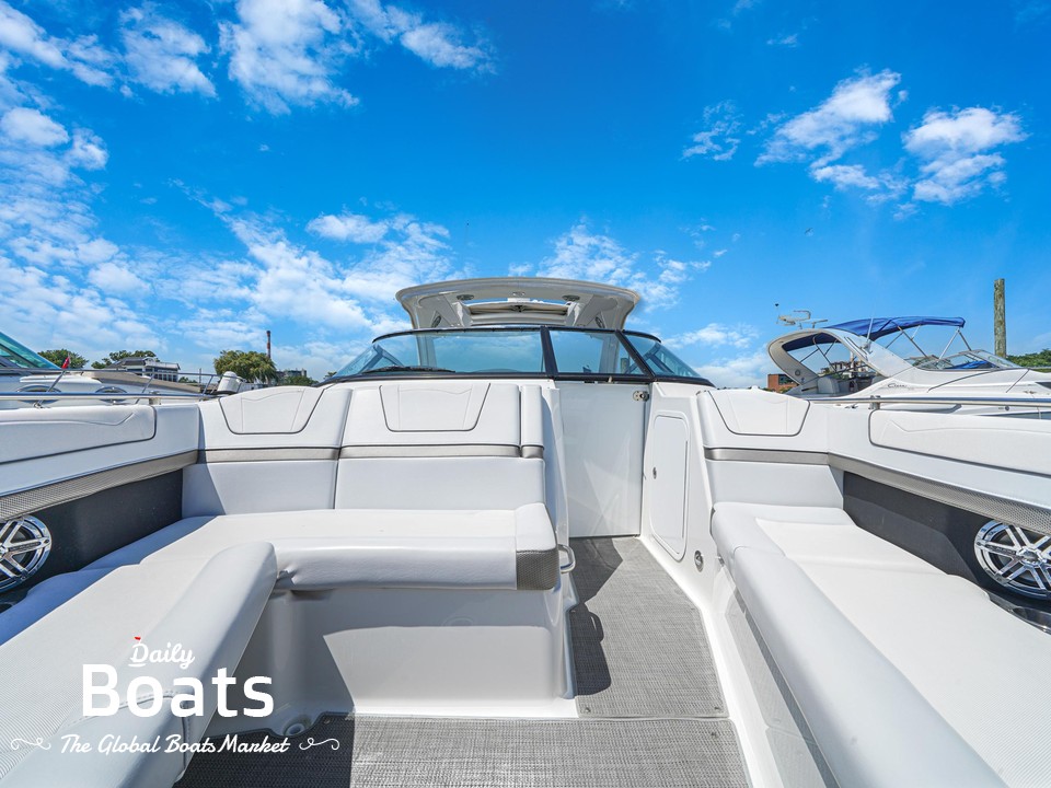 2020 Formula 350 Crossover Bowrider for sale. View price, photos and ...