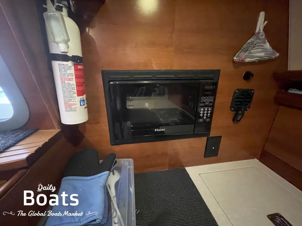 2013 Hunter 33 for sale. View price, photos and Buy 2013 Hunter 33 #494209