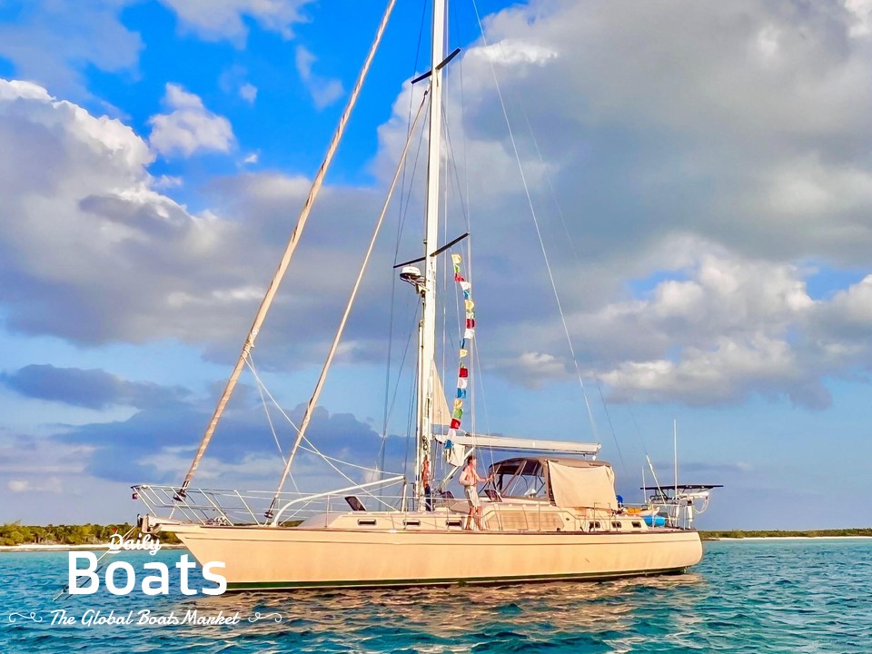 Island Packet 485 for sale - Daily Boats