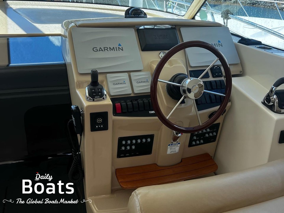 2014 Tiara Yachts 4500 Sovran for sale. View price, photos and Buy 2014 ...