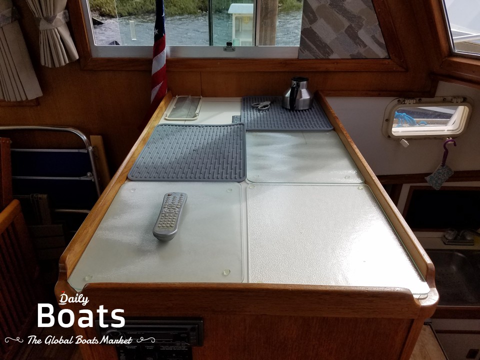 1986 Duffy 35 Flybridge Cruiser for sale. View price, photos and Buy ...