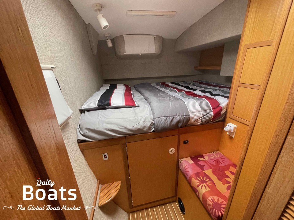 2006 Manta 42 Mkii for sale. View price, photos and Buy 2006 Manta 42 ...