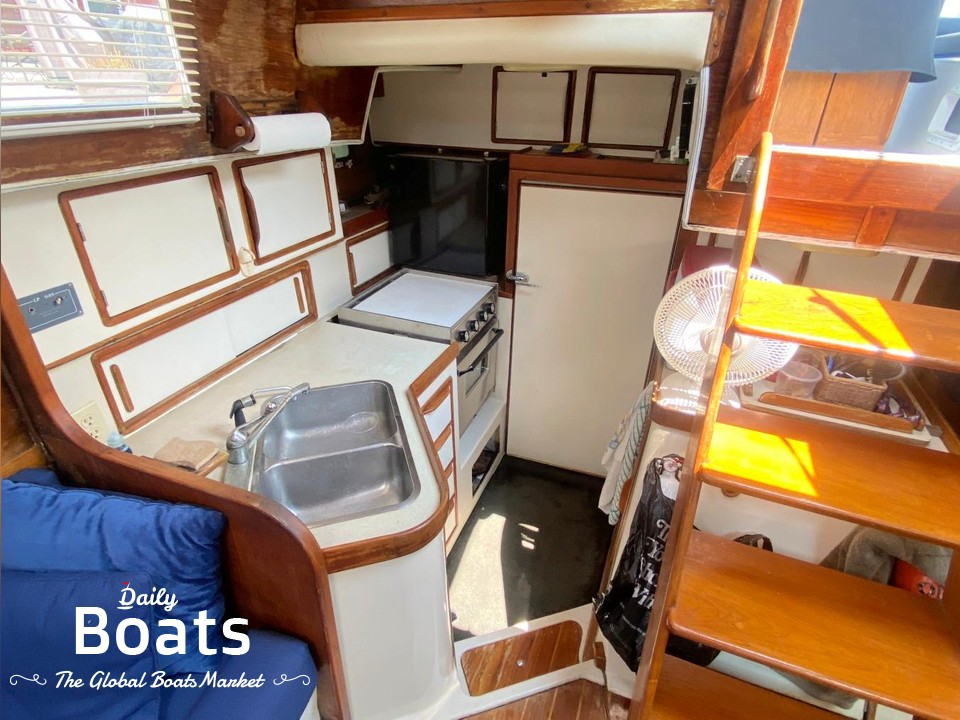 1989 Irwin 43 Mk Iii for sale. View price, photos and Buy 1989 Irwin 43 ...