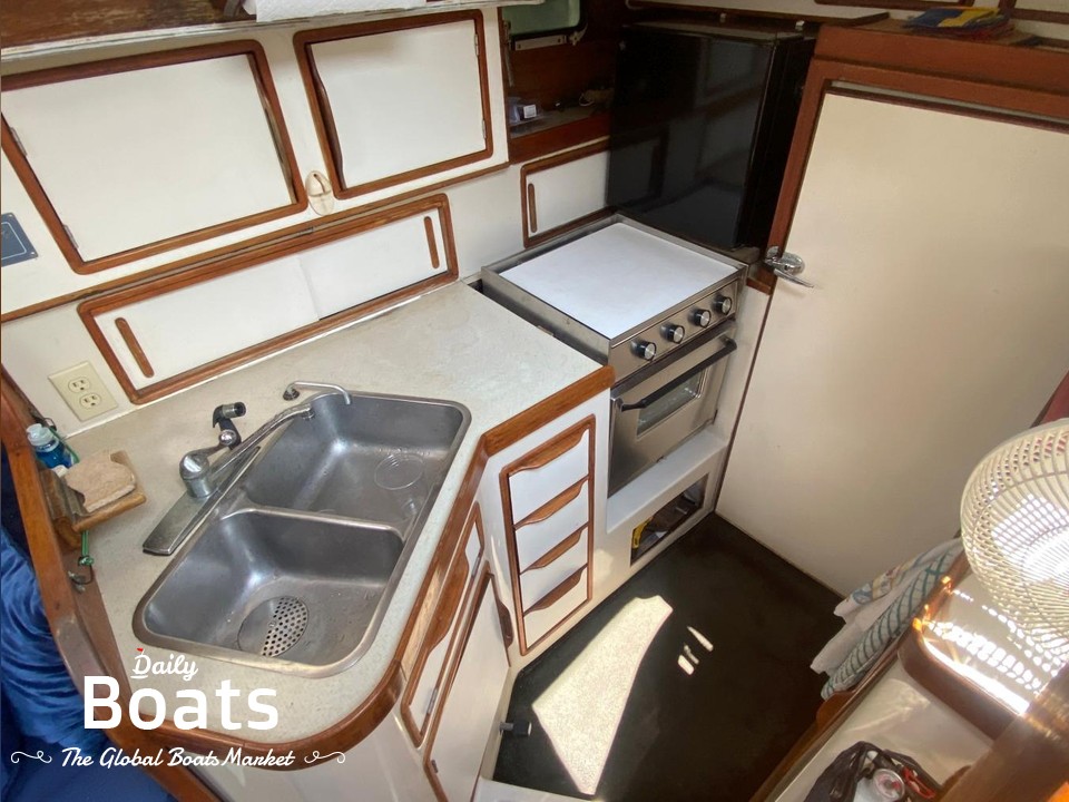 1989 Irwin 43 Mk Iii for sale. View price, photos and Buy 1989 Irwin 43 ...