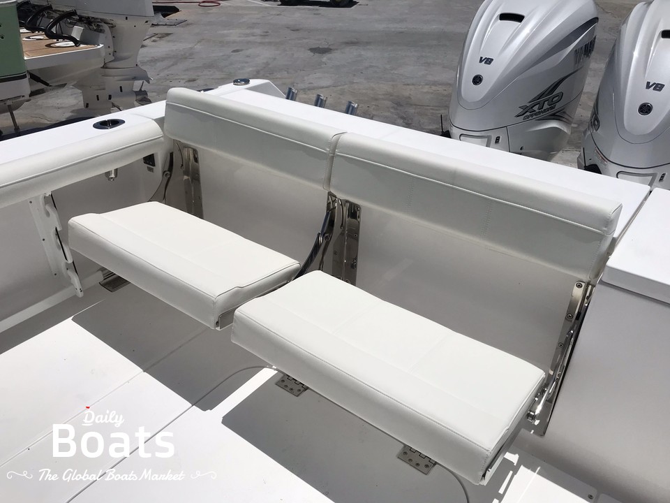 2023 Everglades 335Cc for sale. View price, photos and Buy 2023 ...