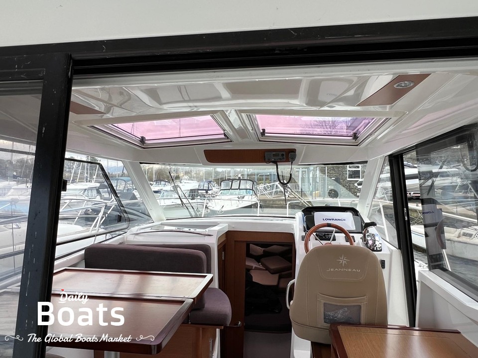 2013 Jeanneau Merry Fisher 855 for sale. View price, photos and Buy ...