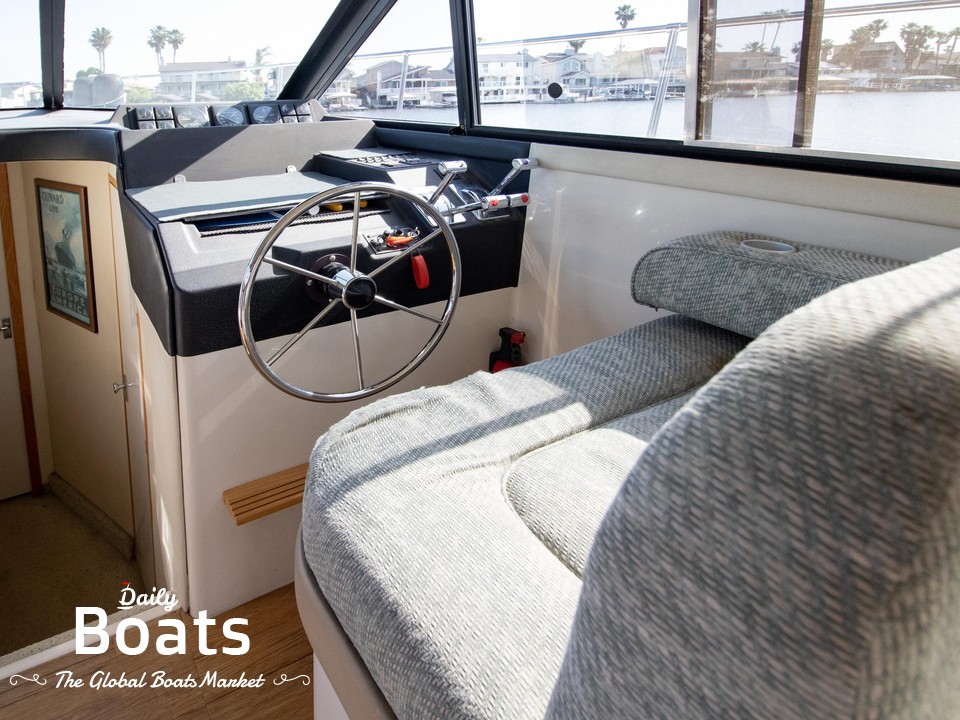 1994 Bayliner 4388 Motoryacht for sale. View price, photos and Buy 1994 ...