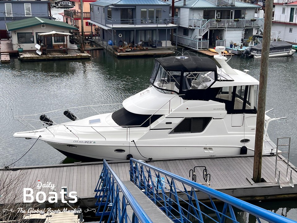 Silverton 35 for sale - Daily Boats