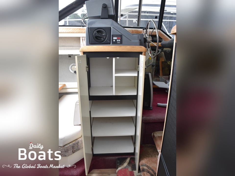 1993 Bayliner 4387 for sale. View price, photos and Buy 1993 Bayliner ...