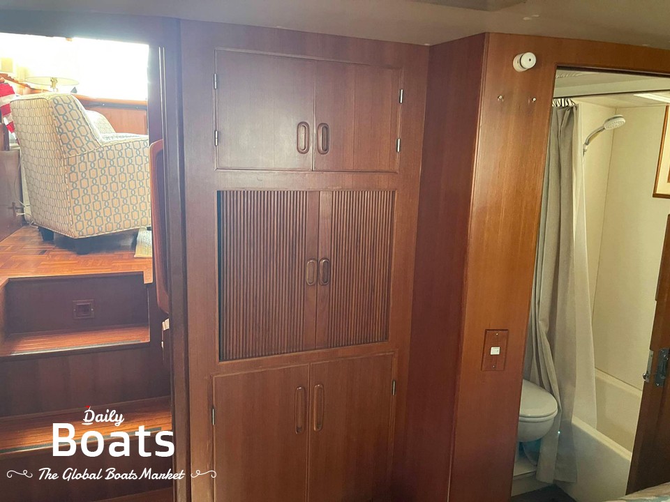 1992 Jefferson 42 Viscount Sundeck for sale. View price, photos and Buy ...