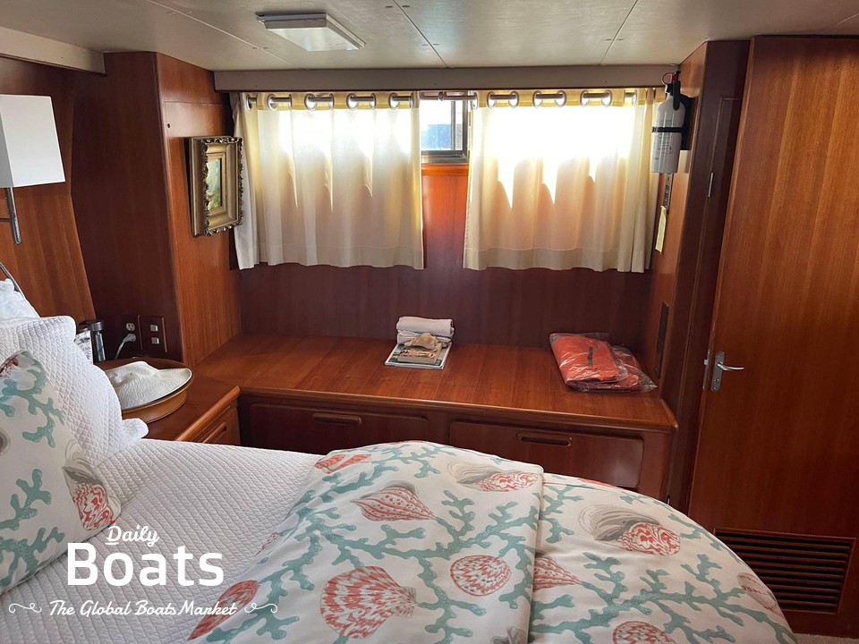 1992 Jefferson 42 Viscount Sundeck for sale. View price, photos and Buy ...