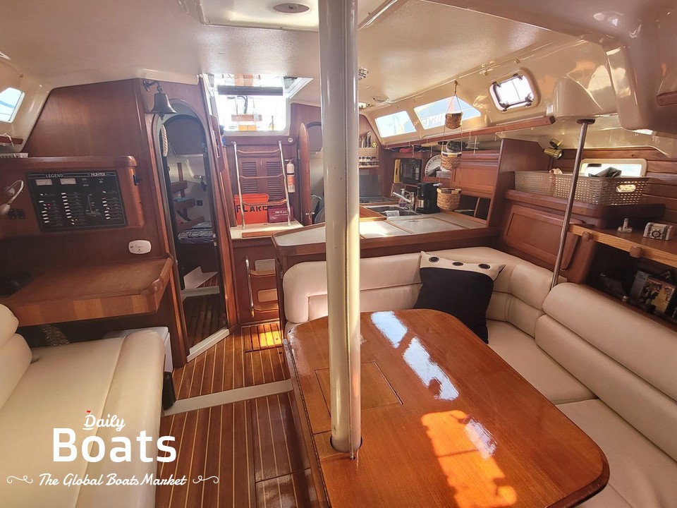 1996 Hunter Legend 37.5 for sale. View price, photos and Buy 1996 Hunter Legend 37.5 #494893