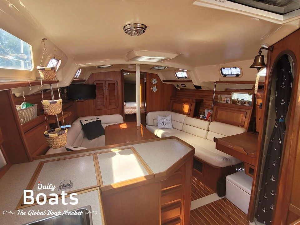 1996 Hunter Legend 37.5 for sale. View price, photos and Buy 1996 ...