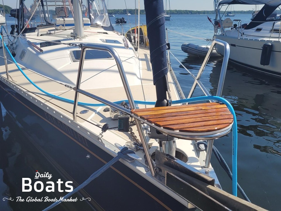 1996 Hunter Legend 37.5 for sale. View price, photos and Buy 1996 ...