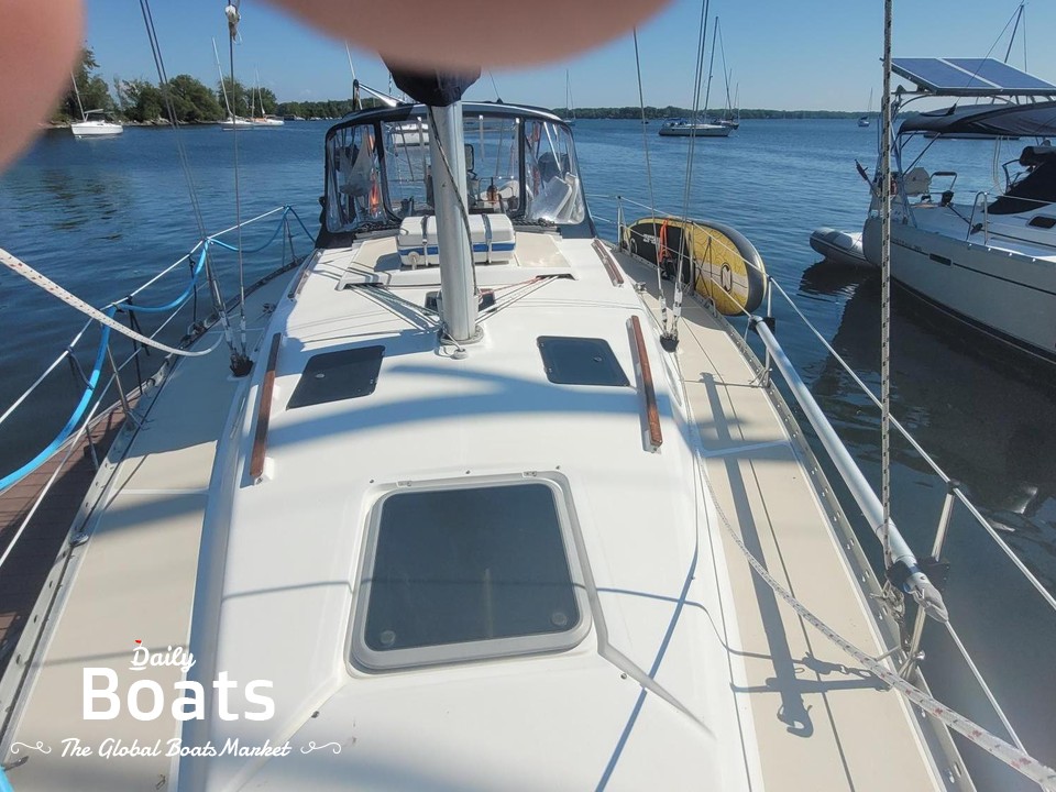 1996 Hunter Legend 37.5 for sale. View price, photos and Buy 1996 ...