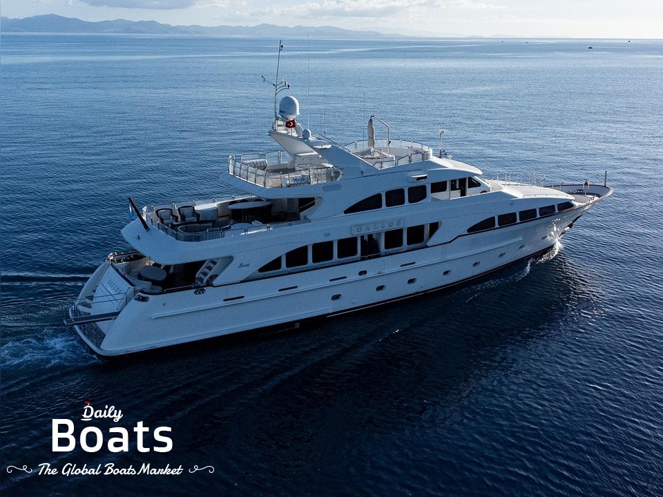 1999 Benetti 115 for sale. View price, photos and Buy 1999 Benetti 115 ...