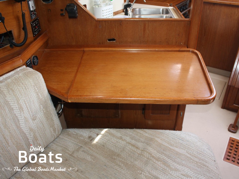 1986 Island Packet 38 for sale. View price, photos and Buy 1986 Island ...