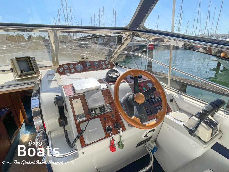1989 Fairline Targa 33 for sale. View price, photos and Buy 1989 ...