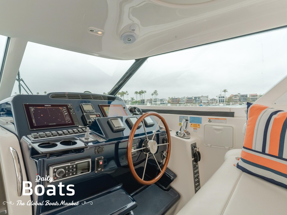 2004 Tiara Yachts 4400 Sovran for sale. View price, photos and Buy 2004 ...